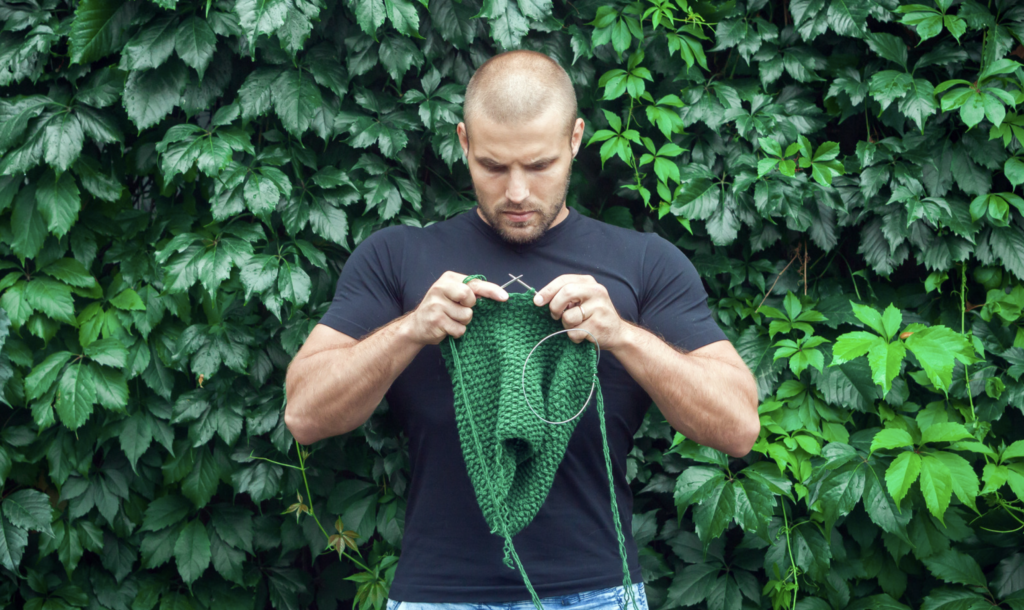 A2 ESL Video Lesson Plan: Subway Knitter